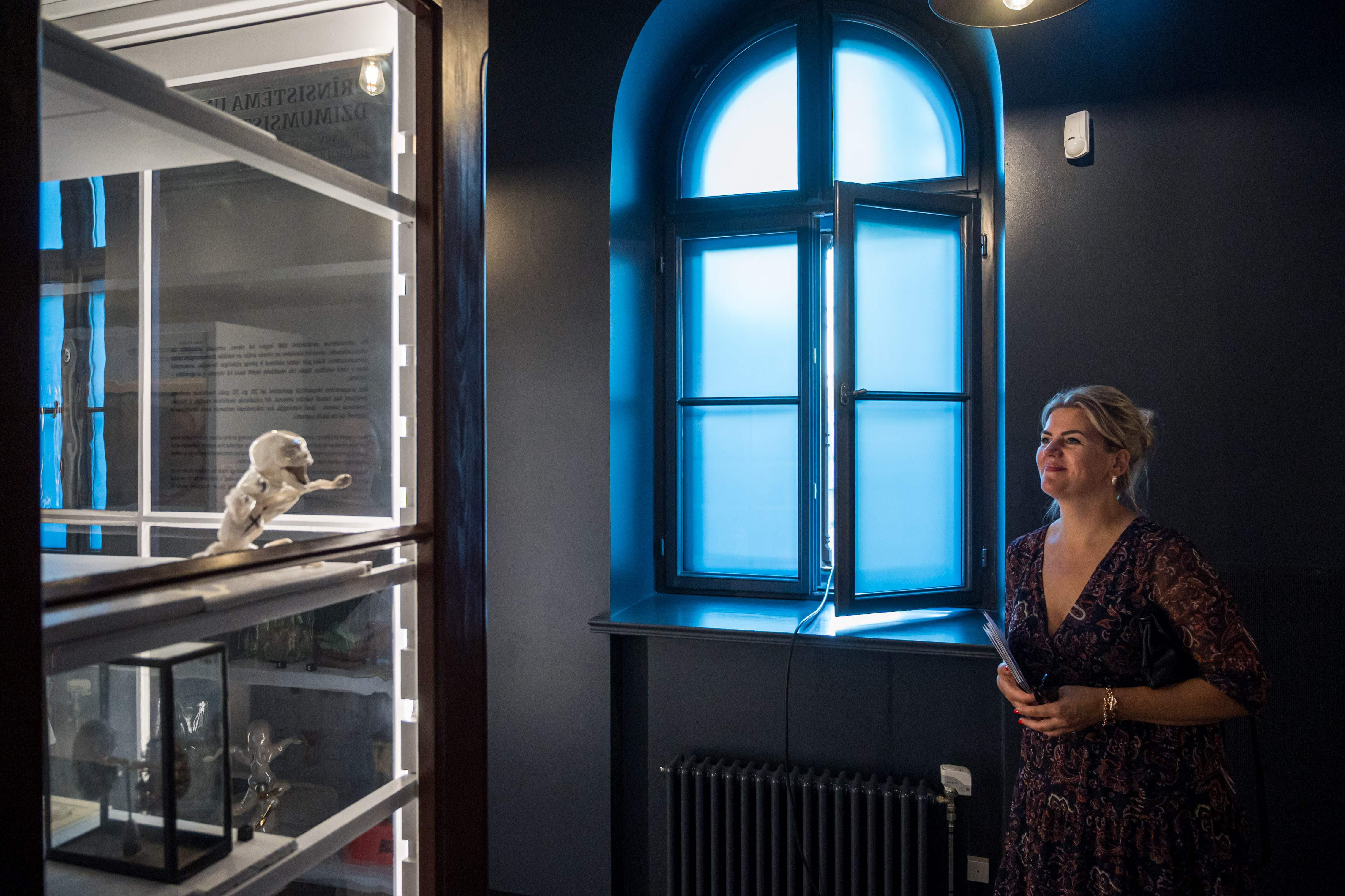 Exhibition by British Ceramicist Paddy Hartley Opens at RSU Anatomy Museum