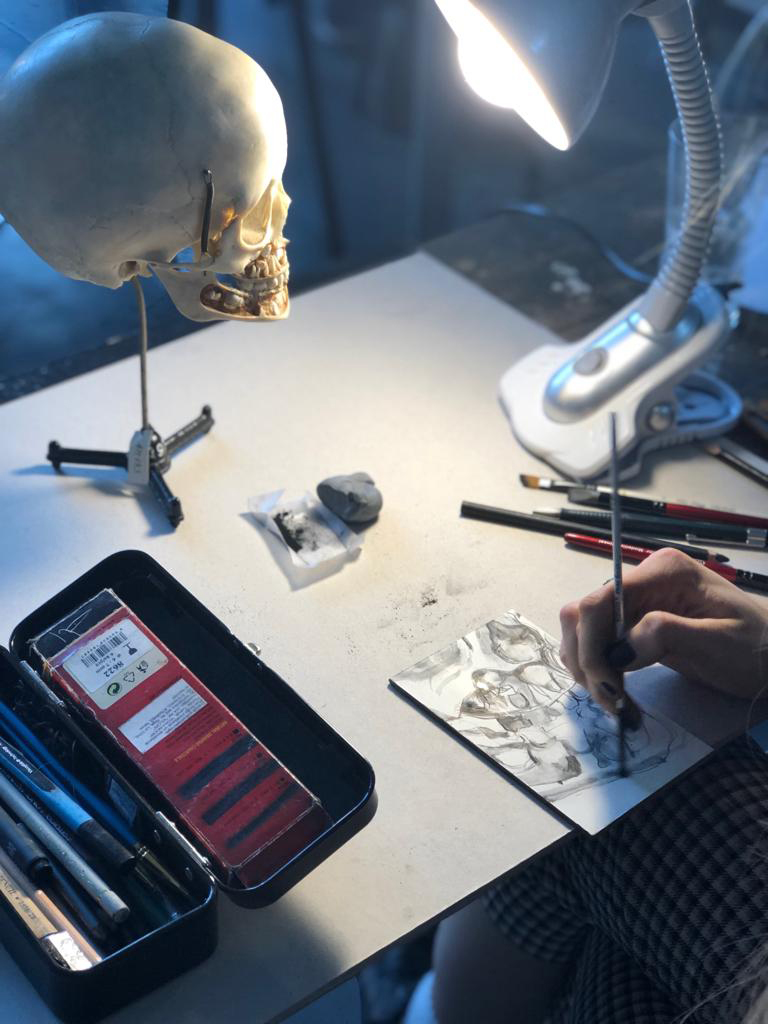 Art students learn anatomical drawing using specimens from the RSU ...