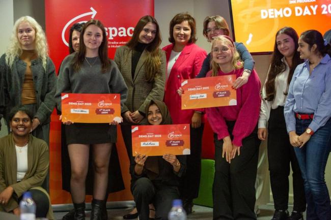 RSU "B-Space" Demo diena 2025 – studentu idejas ceļā uz uzņēmējdarbību